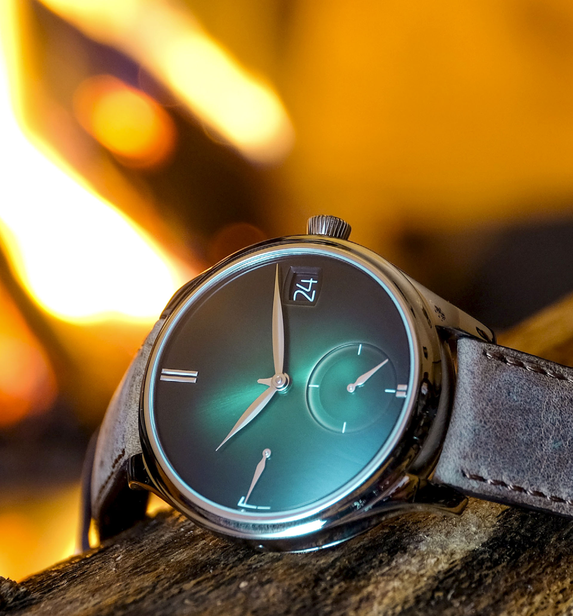 H. Moser & Cie. – Endeavour Perpetual Calendar White Gold and Cosmic ...